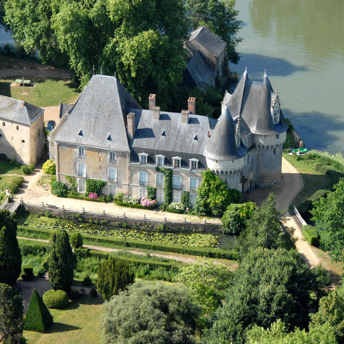 PATRIMOINE DE CHATEAU-DU-LOIR (Montval-sur-Loir) | Vallée du Loir Tourisme